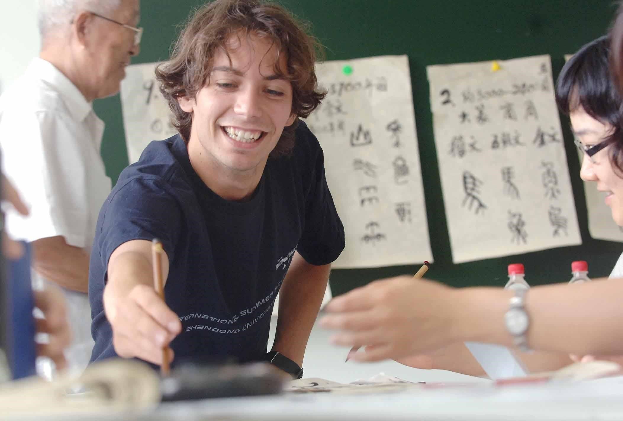 18 Reasons to Learn Chinese Language - Cchatty