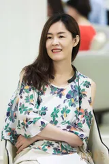 Tracy 来自 中国，教 汉语口语 - Cchatty